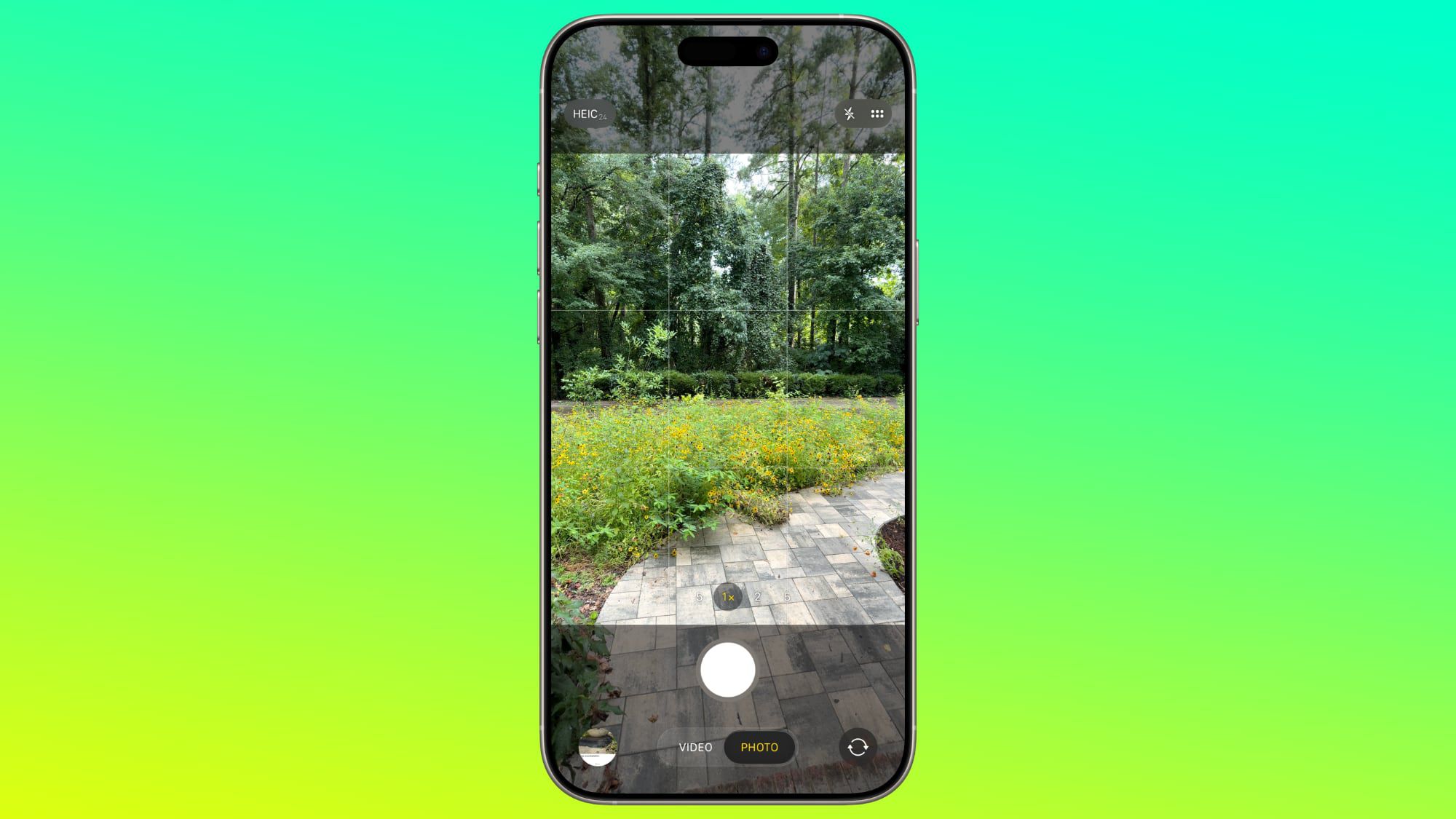 iOS 26 Camera App: New Features and Design Changes - MacRumors