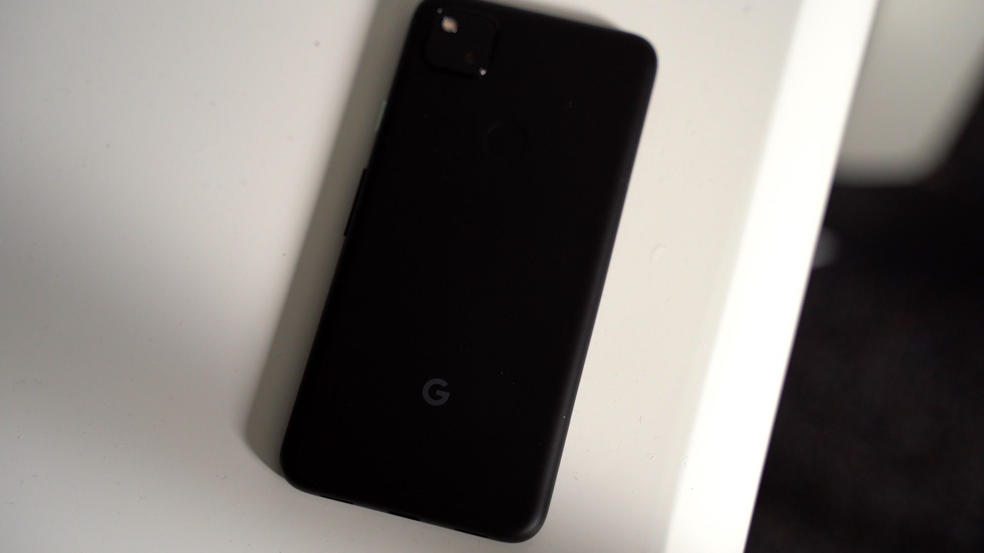 Google's $349 Pixel 4a vs. Apple's $399 iPhone SE - MacRumors
