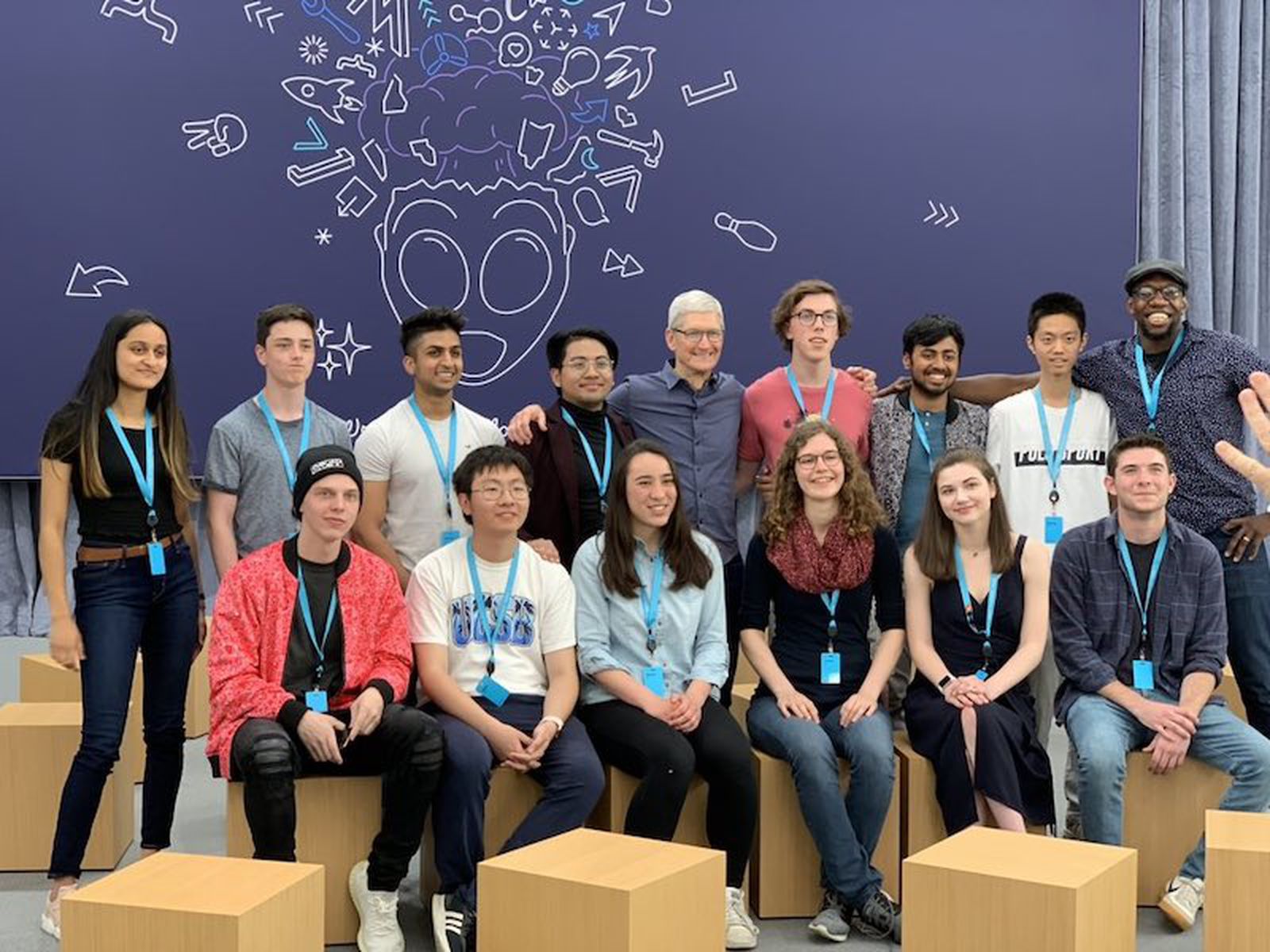 Photos From WWDC 2019: Mac Pro Studio, Get-Togethers, Scholars, Weezer ...