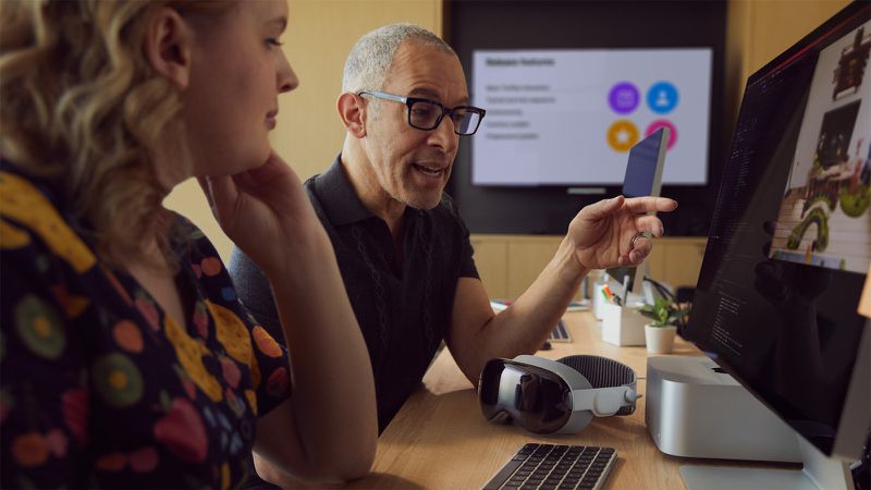 Apple Vision Pro Developer Tools Now Available With New visionOS SDK ...