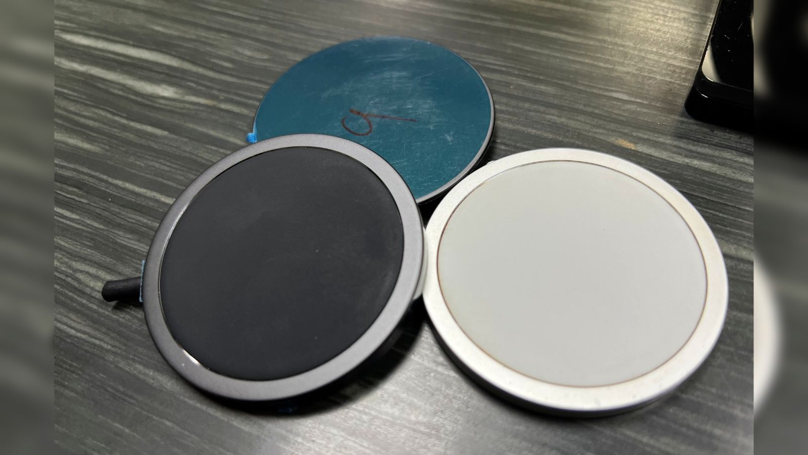 Apple Planned to Offer MagSafe Charger in Range of Eight Color Options ...