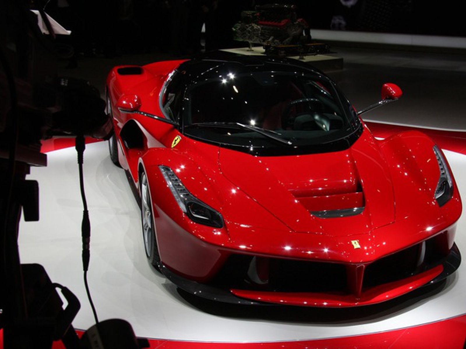 Laferrari Lock Screen