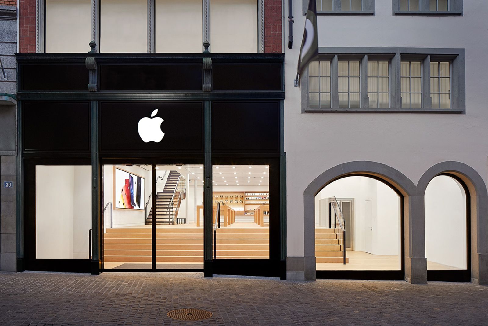 Apple to Reopen Retail Stores in Switzerland Next Week - MacRumors