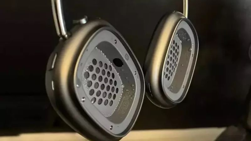 Is AirPods Max 'Condensation Death' a Widespread Issue? Report Offers ...