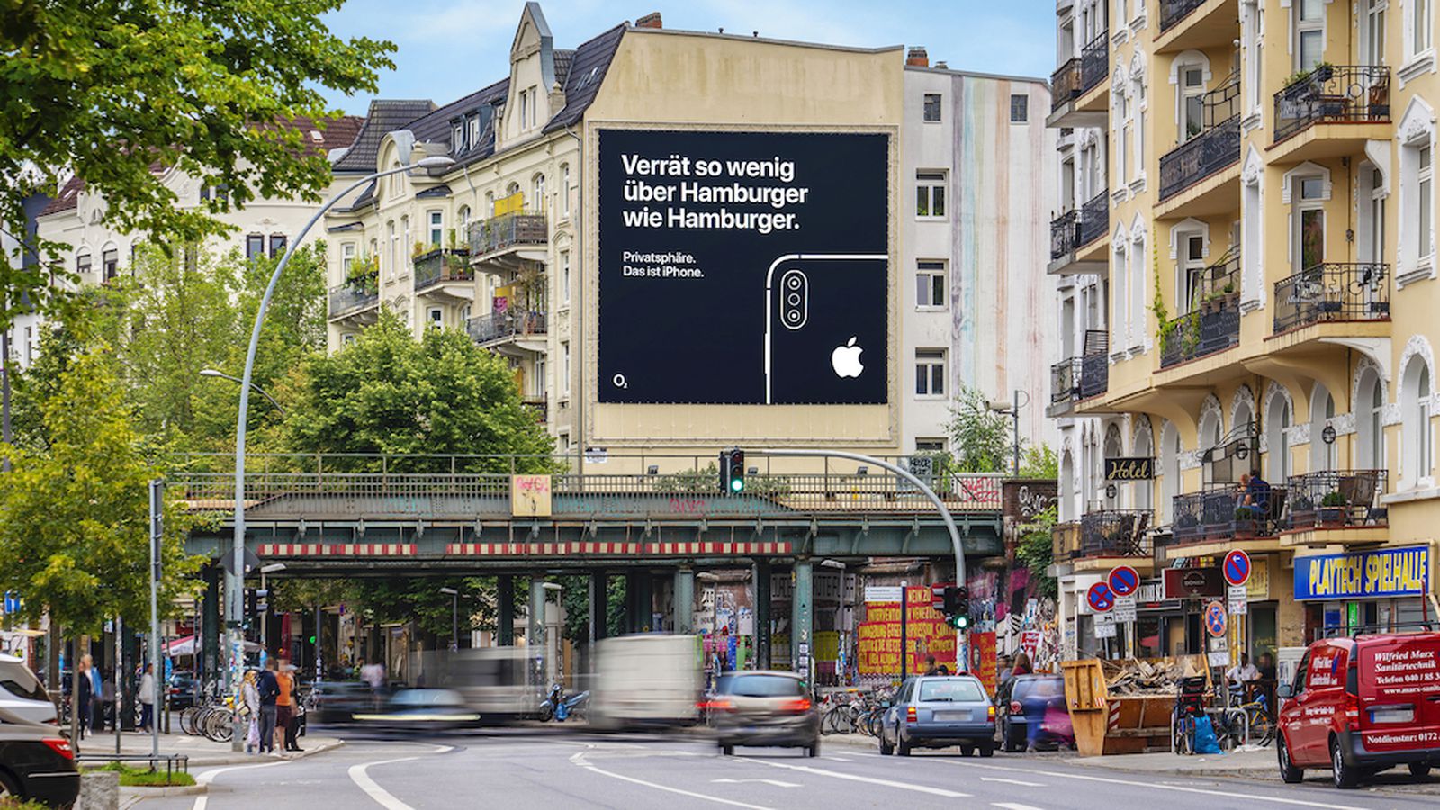 Apple Takes iPhone Privacy Marketing Campaign to Germany - MacRumors