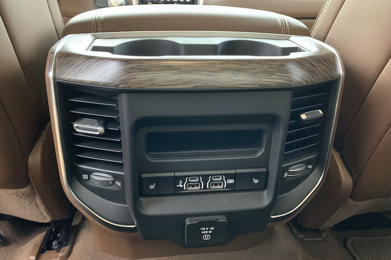 Review: 2019 Ram 1500 Offers a Gorgeous 12.3-Inch Portrait Display With ...