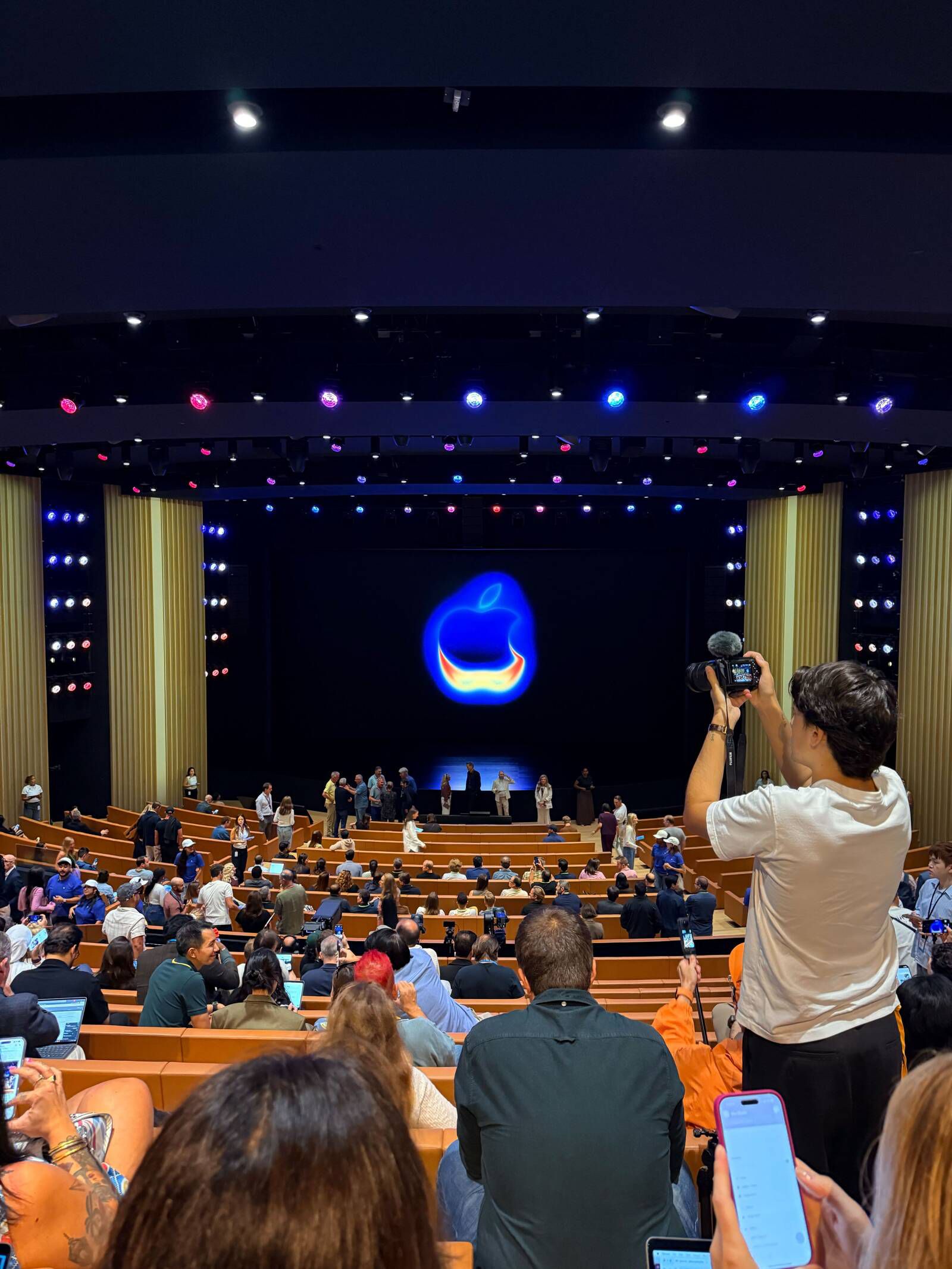 Apple Event Live Blog: iPhone 17, iPhone Air, New Apple Watches, and ...