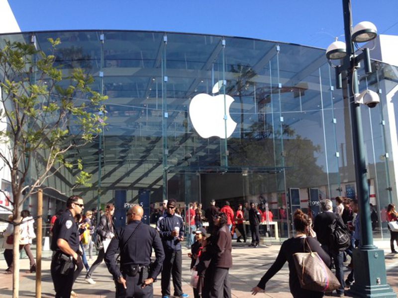 Redesigned and Expanded Third Street Promenade Apple Store Opens in ...