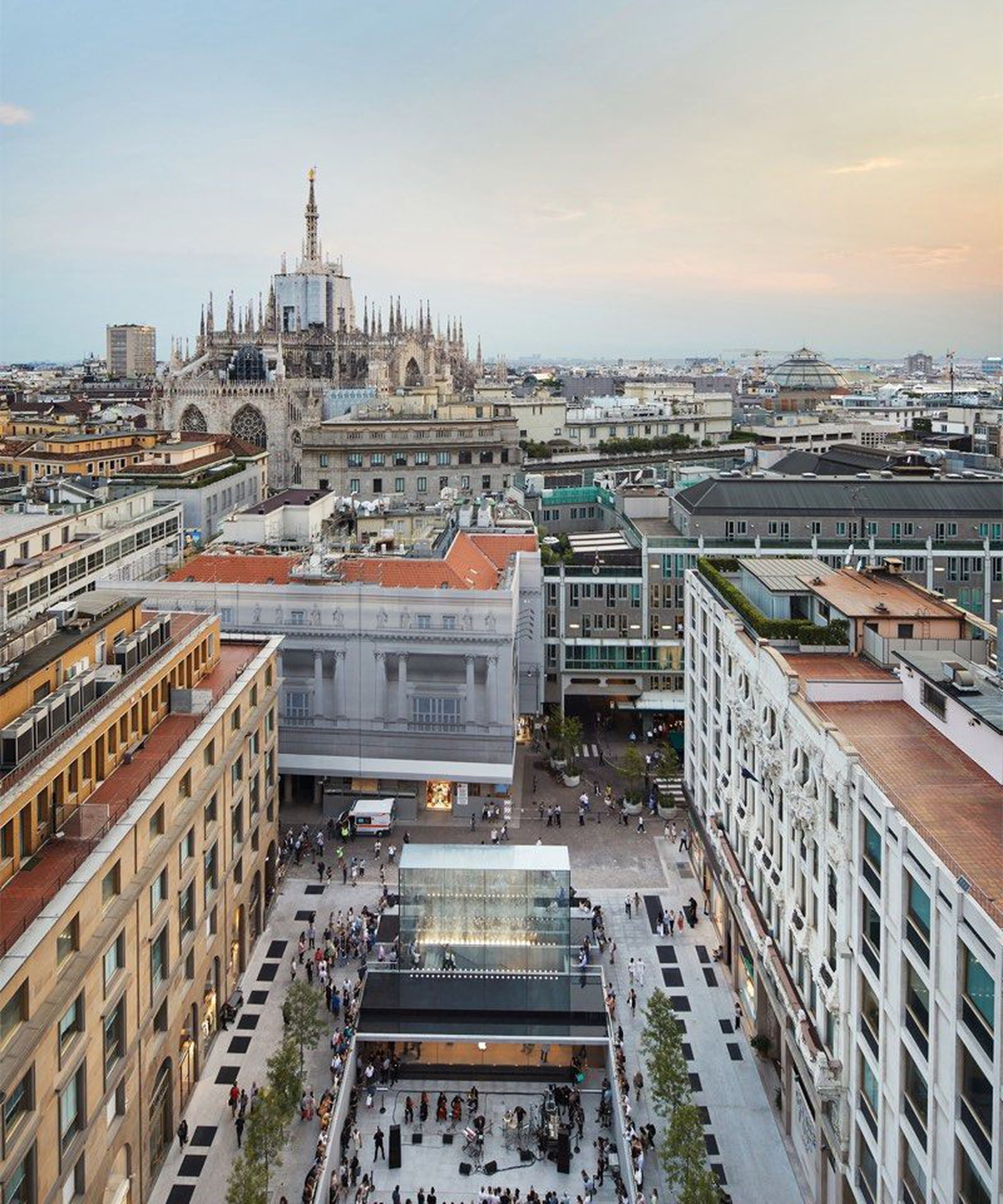 Apple Shows Off Photos of New Piazza Liberty Store in Milan - MacRumors