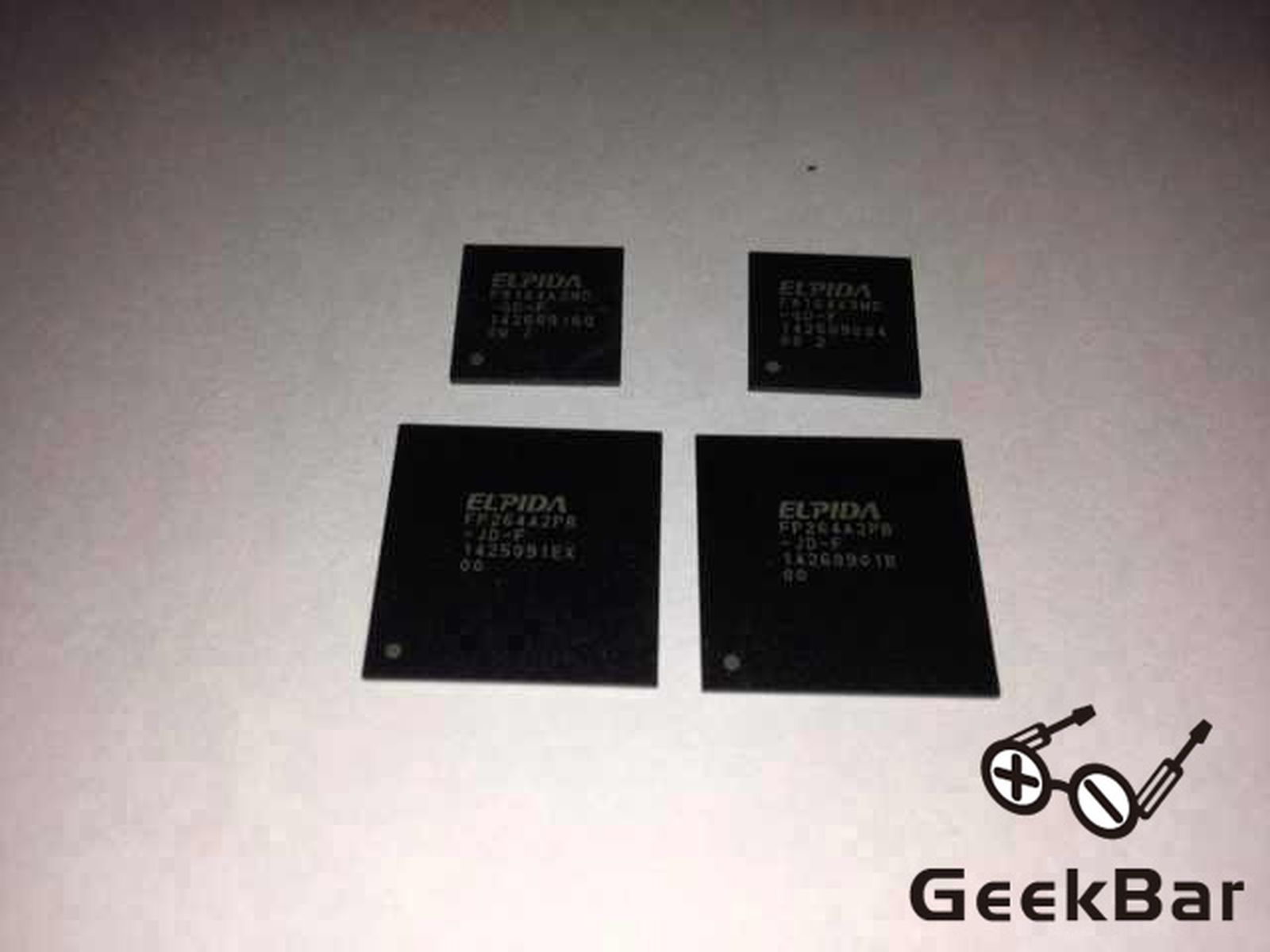 New Photo Claims to Show 2GB Elpida RAM Chips for iPad Air 2 - MacRumors