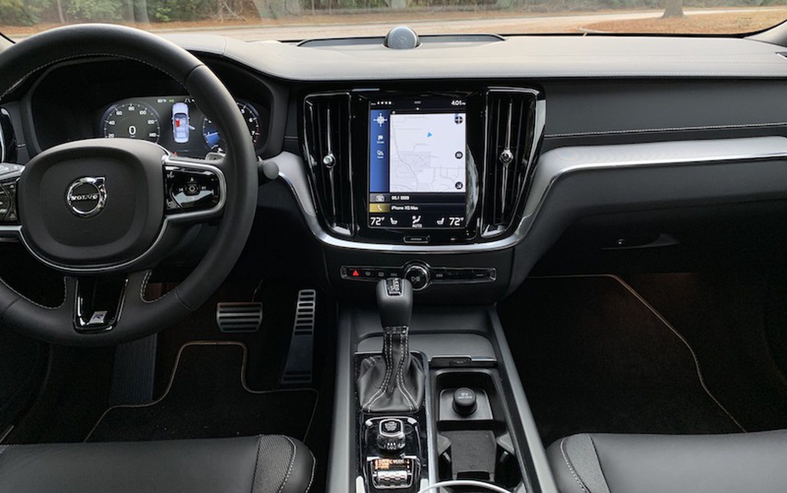 Review: Volvo's 2019 S60 Sedan Offers a Striking Sensus Infotainment ...