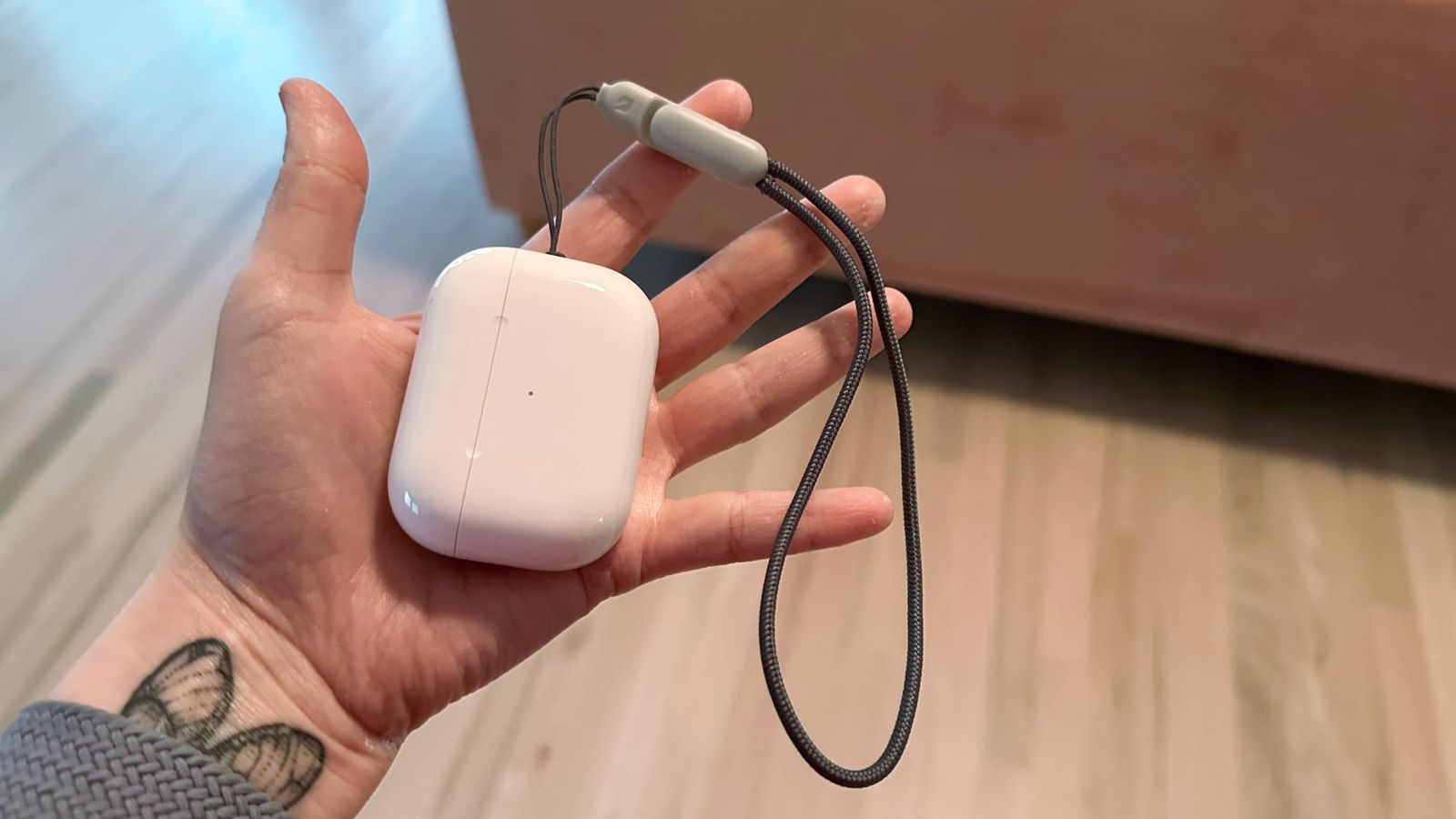 Incase Lanyard Review - MacRumors