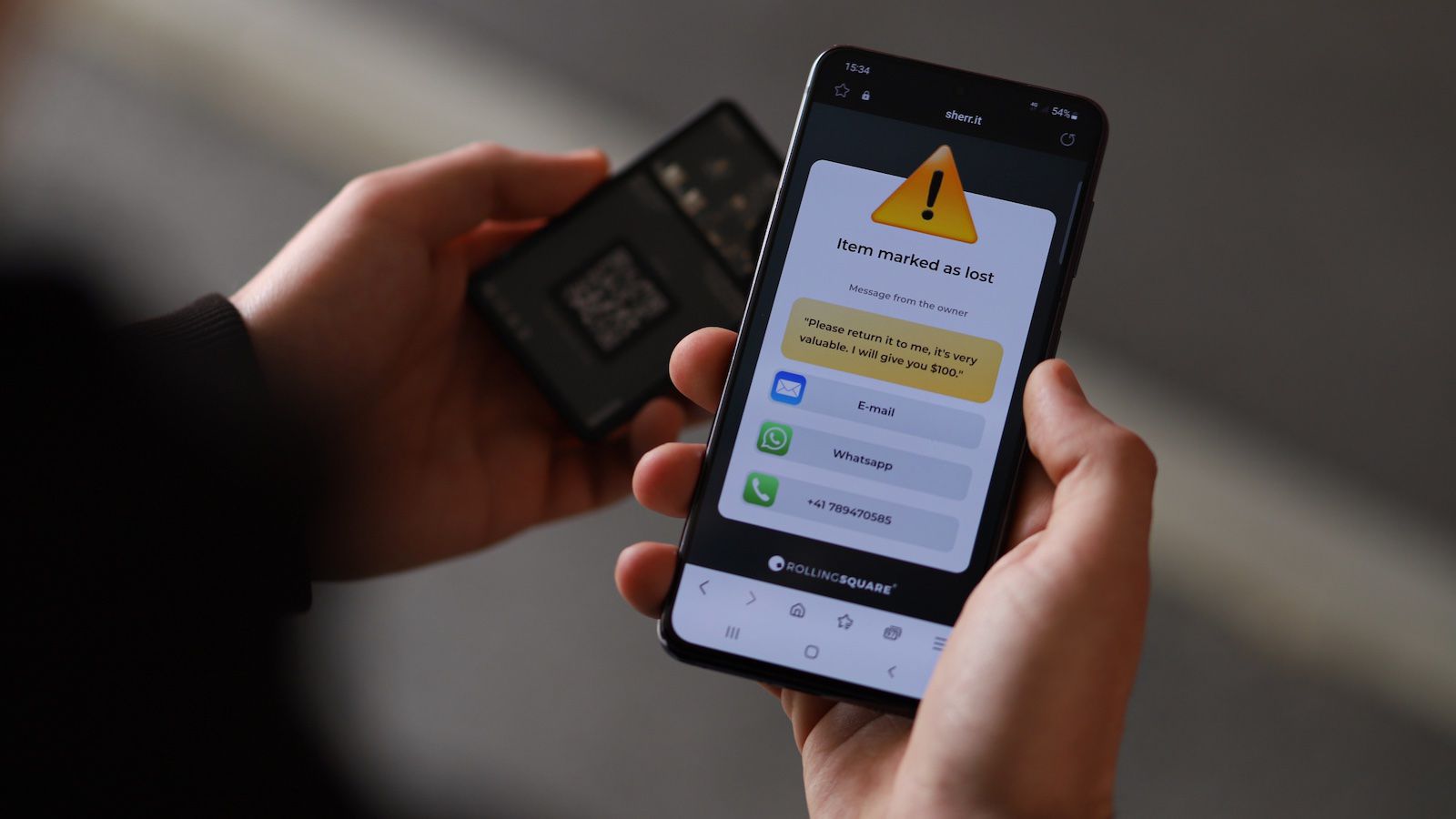 AirCard Combines Find My Support With a Digital Business Card and More ...