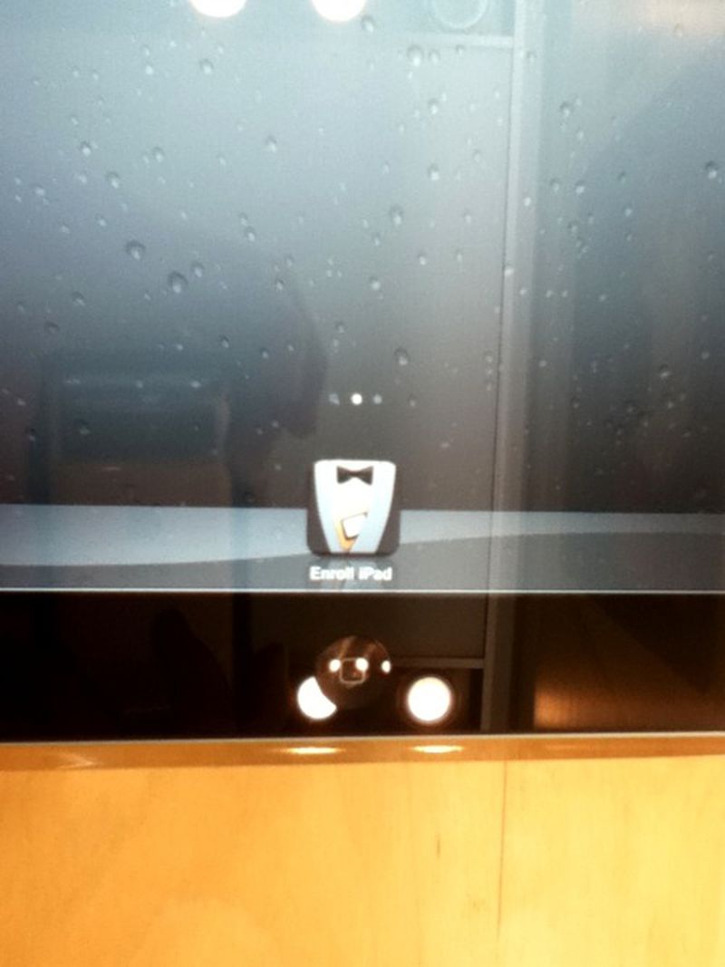 Home Screen of Apple's New Interactive Retail iPads - MacRumors