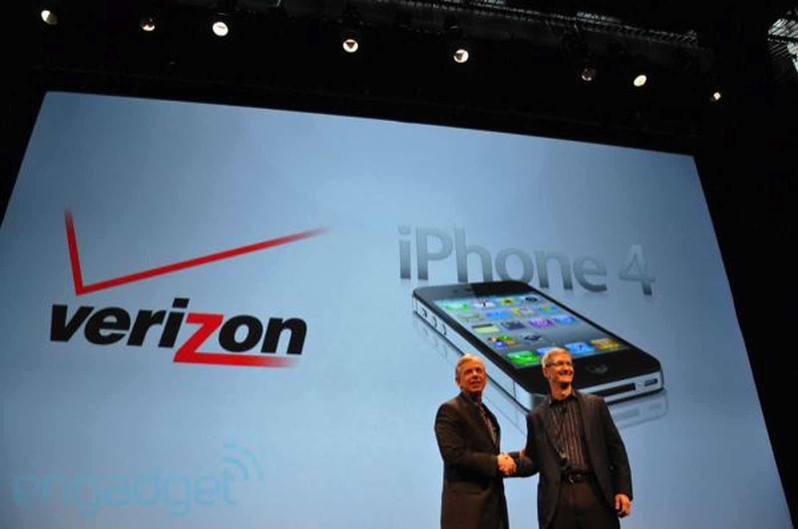Verizon Could Face Up to $14 Billion in Unsold iPhone Purchase ...