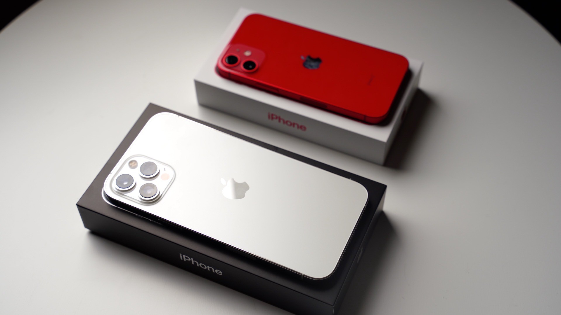 Hands-On With the New iPhone 12 Pro Max and iPhone 12 Mini