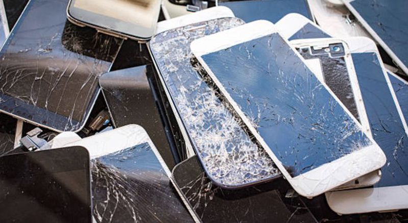 Inside the iPhone Repair Ecosystem: Where Do Replacement Parts Come ...