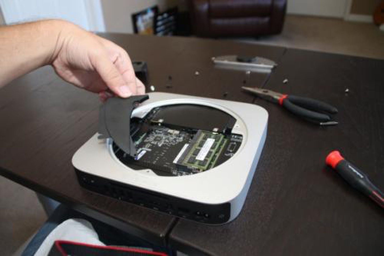 Mac Mini Mid 2010 Teardown Photos - MacRumors