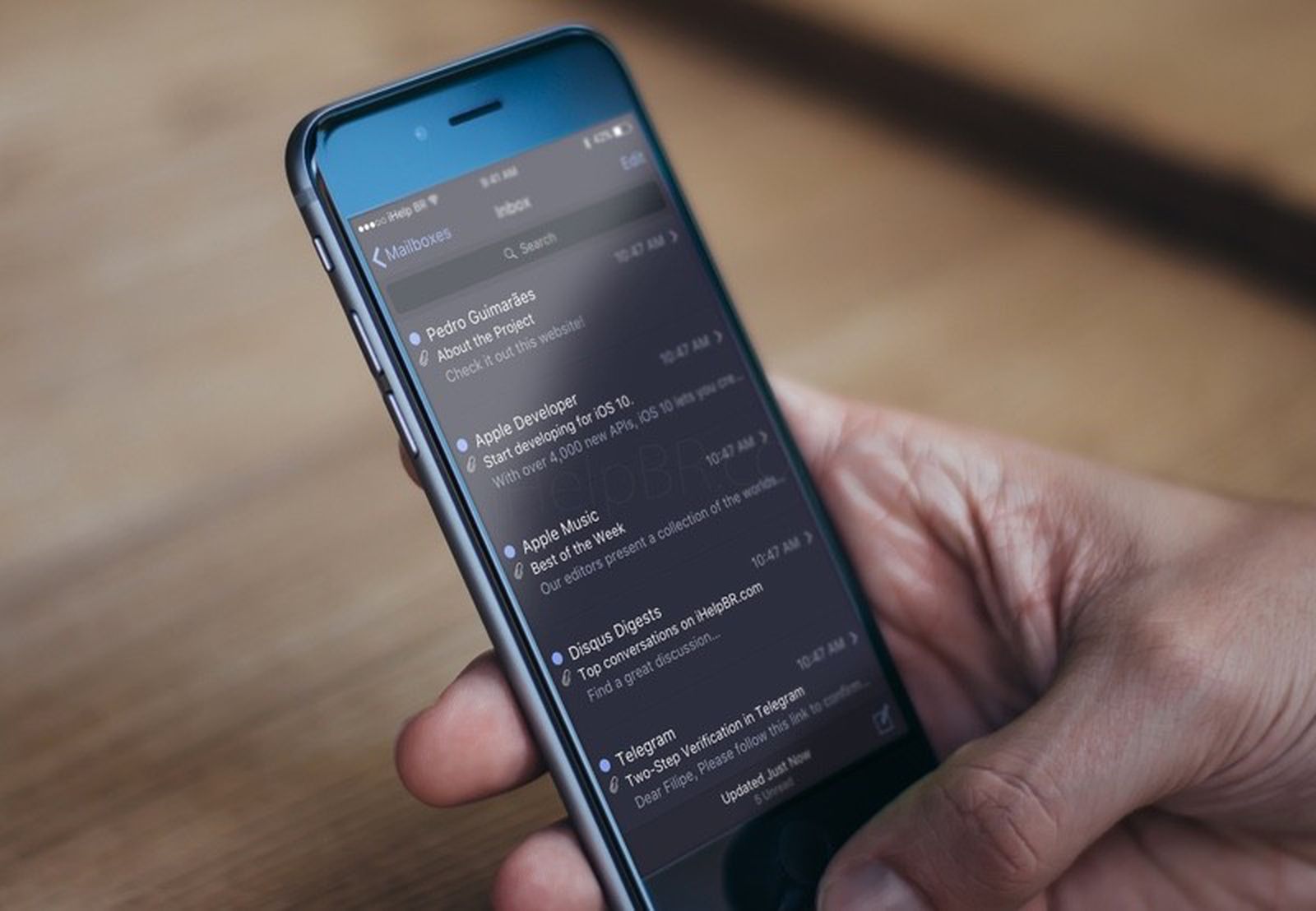 iOS 10 Concept Features Dark Mode, Split Screen for iPhone - MacRumors