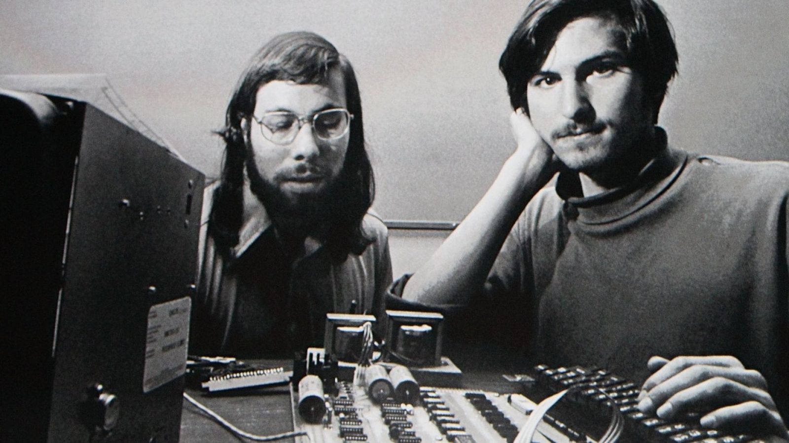 Today Marks the 45th Anniversary of Apple's Founding - MacRumors