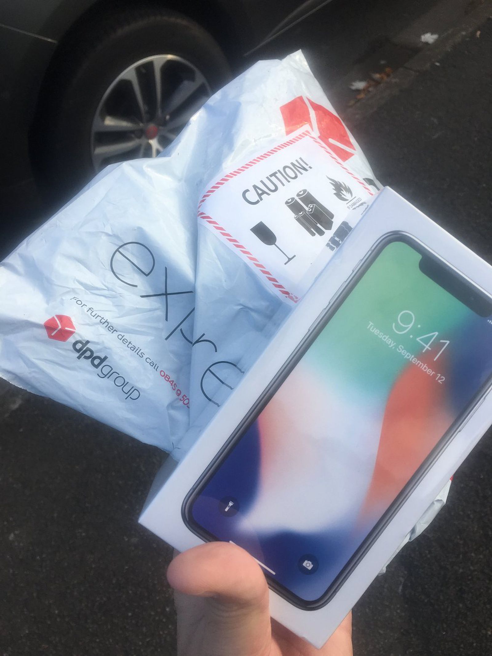 iPhone X Pre-Order Customer Strikes it Lucky at Courier Collection ...