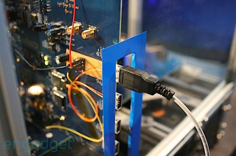 Apple and Intel Collaborate on Next Generation 'Light Peak' Connectors ...