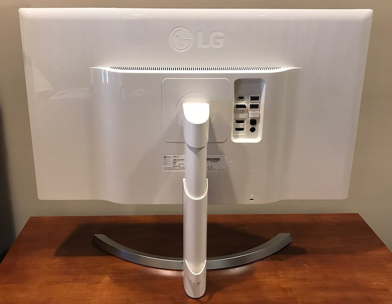 LG 27UD88 Review: A Well-Rounded Ultra HD Display With USB-C - MacRumors