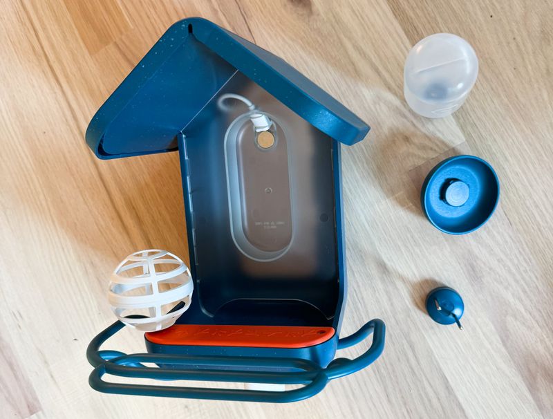 Bird Buddy Smart Bird Feeder Review - MacRumors