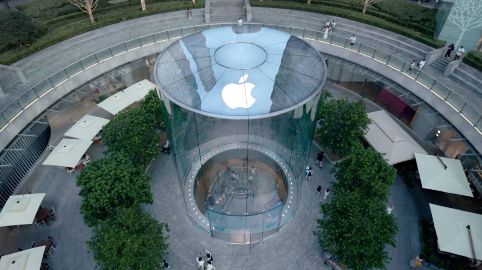 Apple Event Live Blog: iPhone 17, iPhone Air, New Apple Watches, and ...
