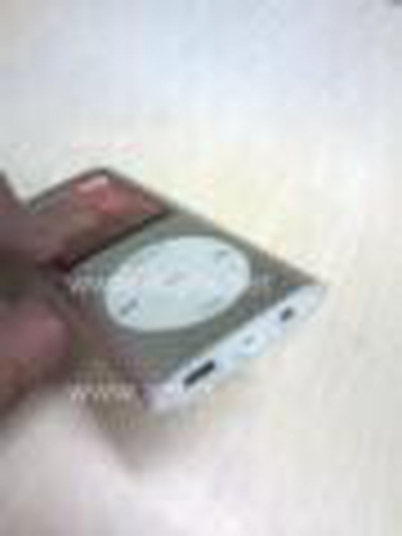 iPod Nano Photos? Or Just an iPod Clone? - MacRumors