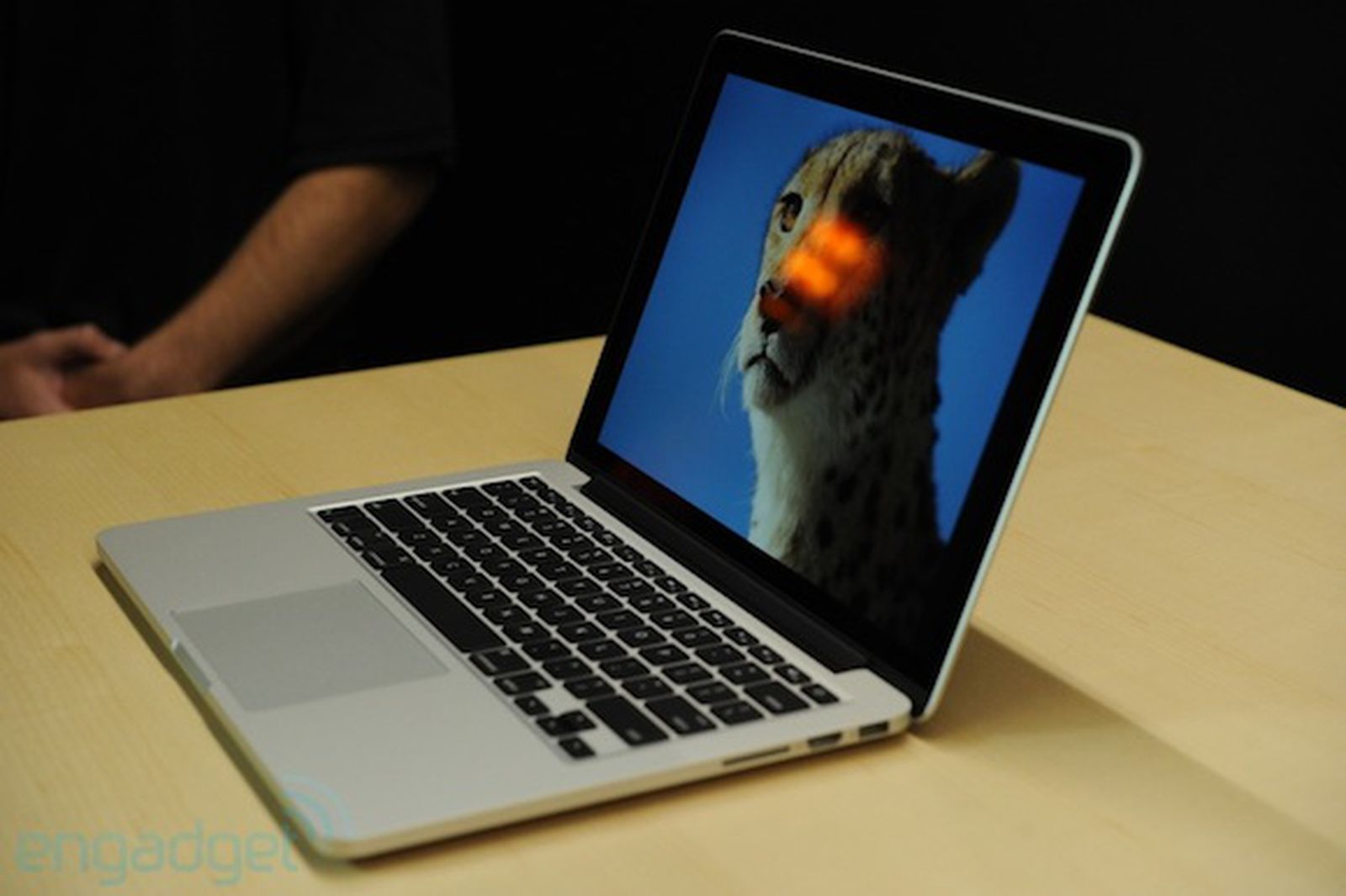 Hands On with Apple's New 13-Inch Retina MacBook Pro - MacRumors