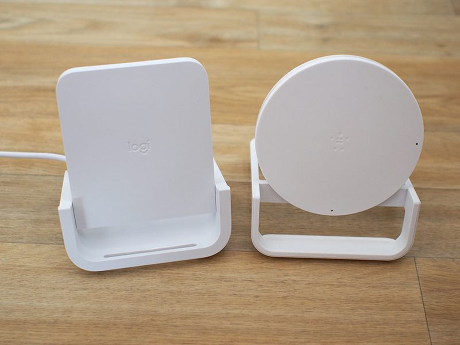Logitech POWERED Wireless Charging Stand Review - MacRumors