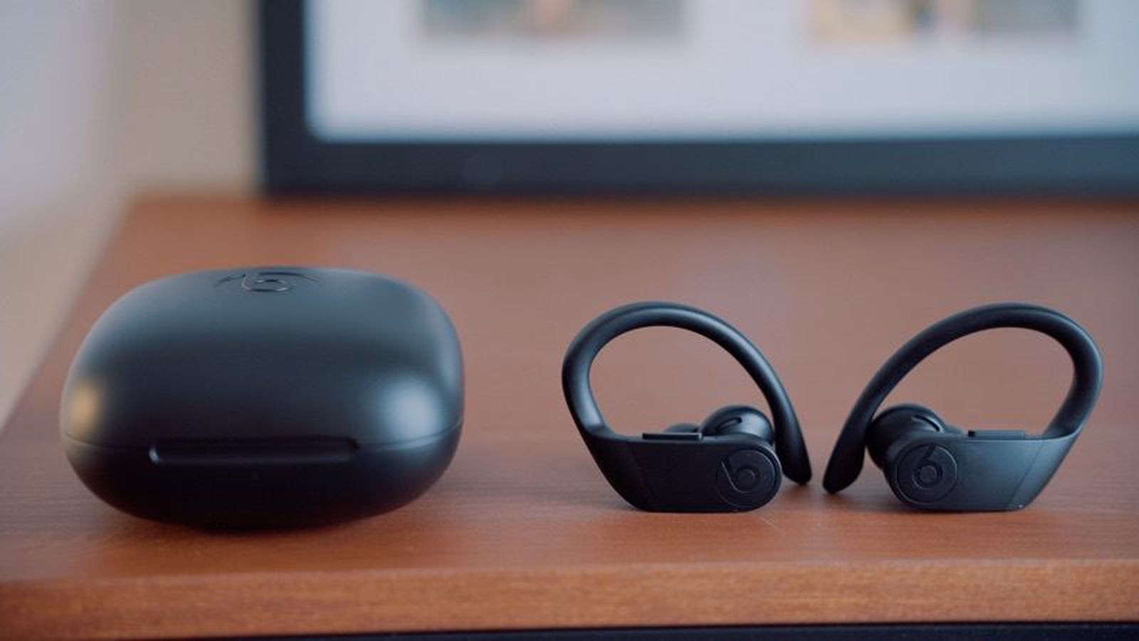 Hands-On With Apple's New Powerbeats Pro Earbuds - MacRumors