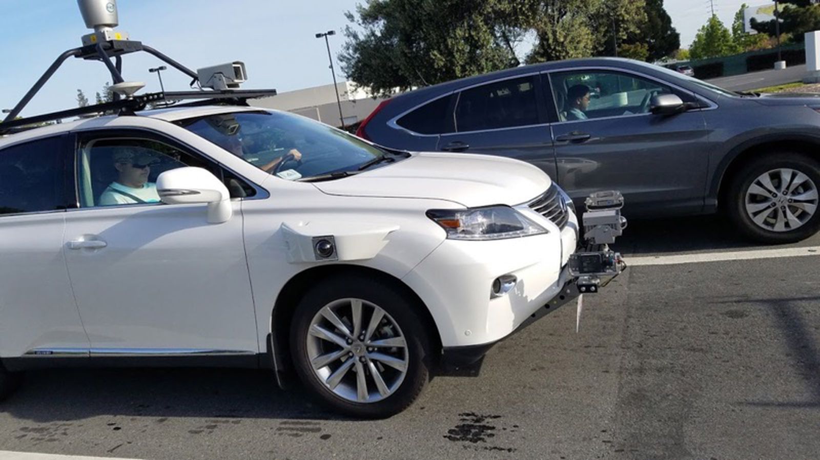 Lexus SUV Being Used for Apple's Self-Driving Software Test Spotted on ...