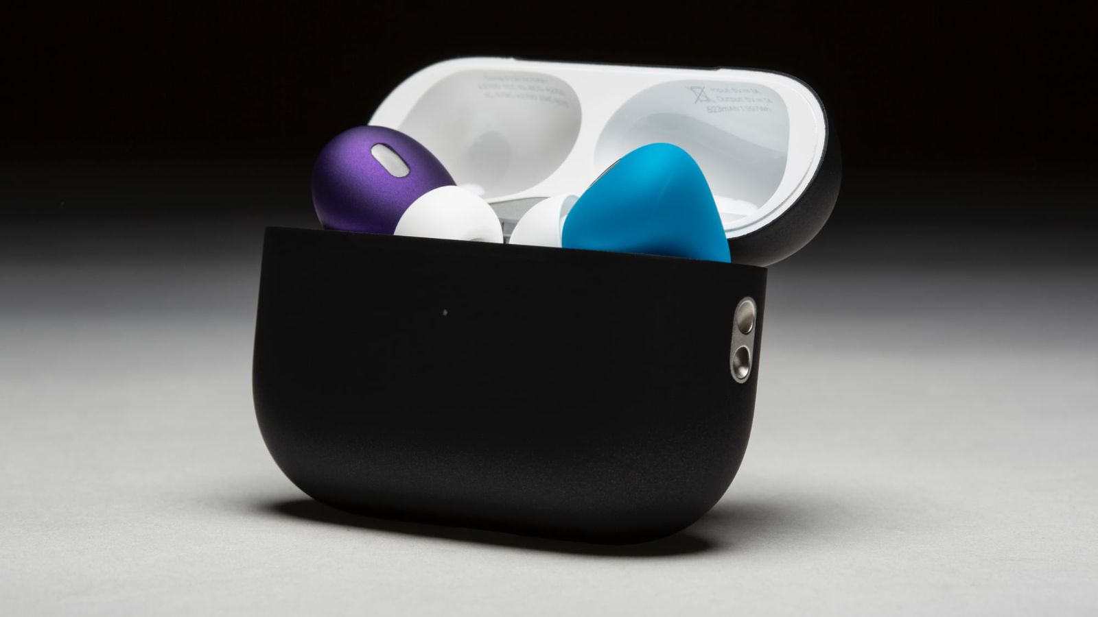 MacRumors Giveaway: Win Custom-Colored AirPods or AirPods Pro From ...