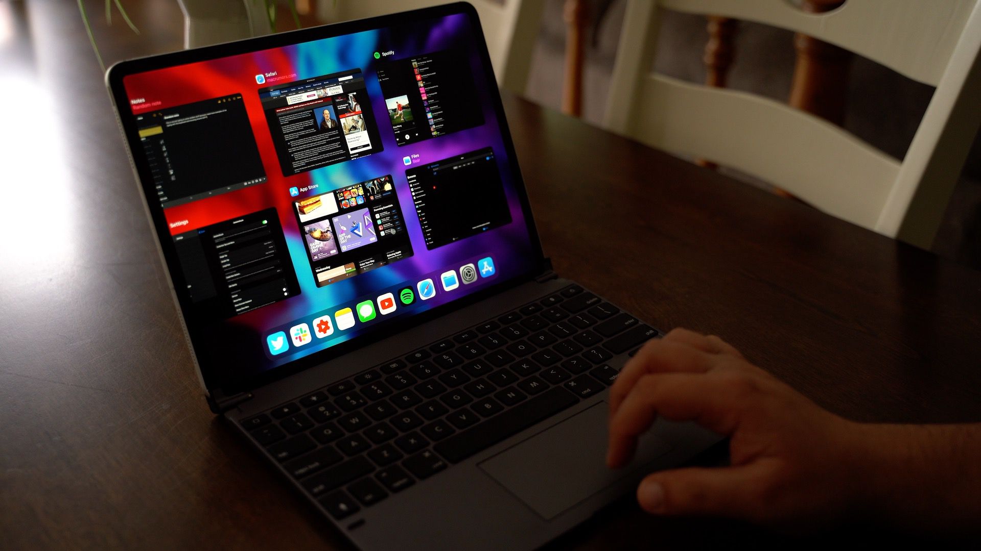 Testing Brydge's New Pro+ Keyboard With Trackpad for iPad Pro - MacRumors