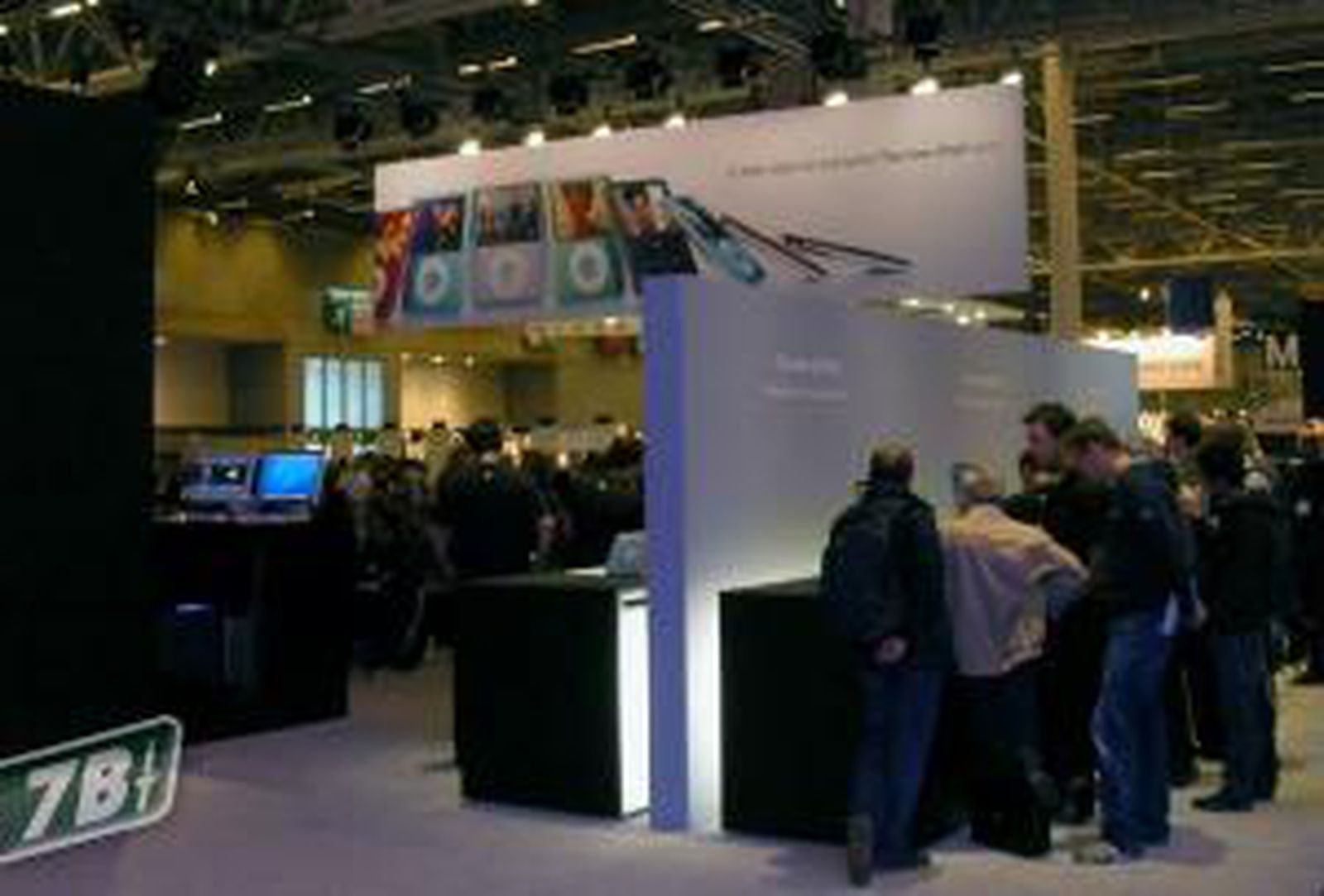 Apple Expo Paris Begins - MacRumors