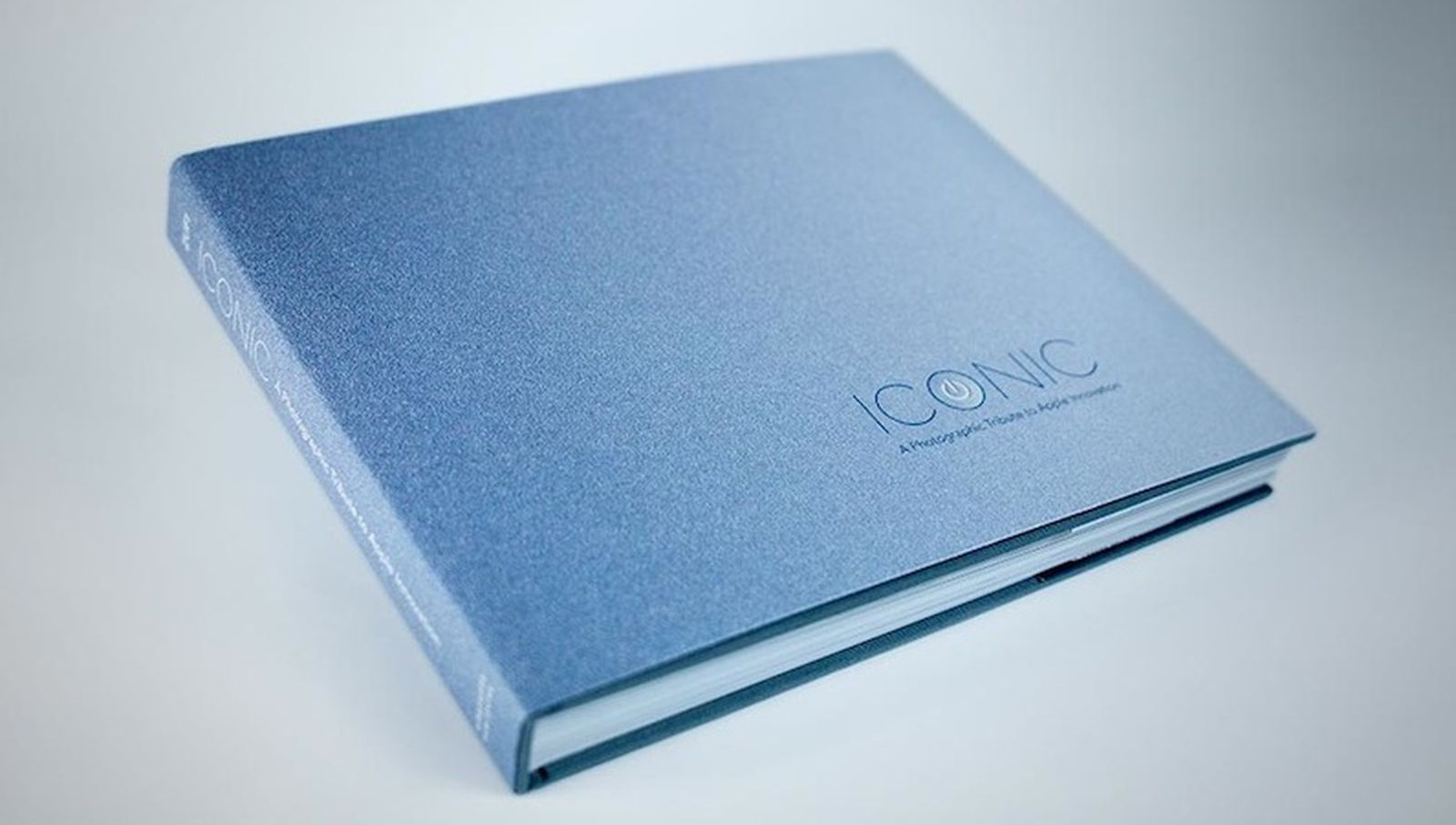 'Iconic' Coffee Table Book Offers 650 Photographs of Apple Products ...