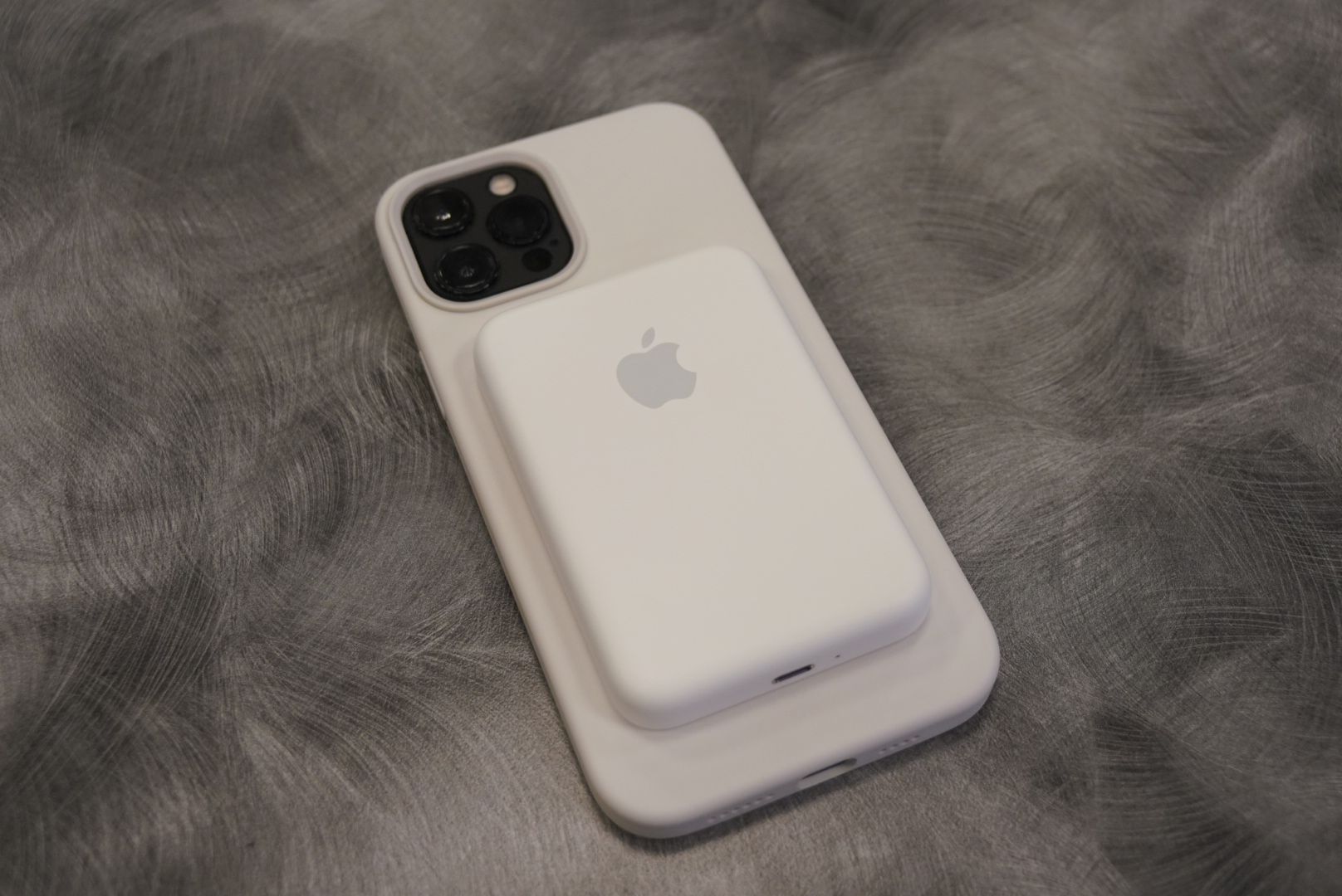 Photos of Apple's New MagSafe Battery Pack Provide First Look at ...