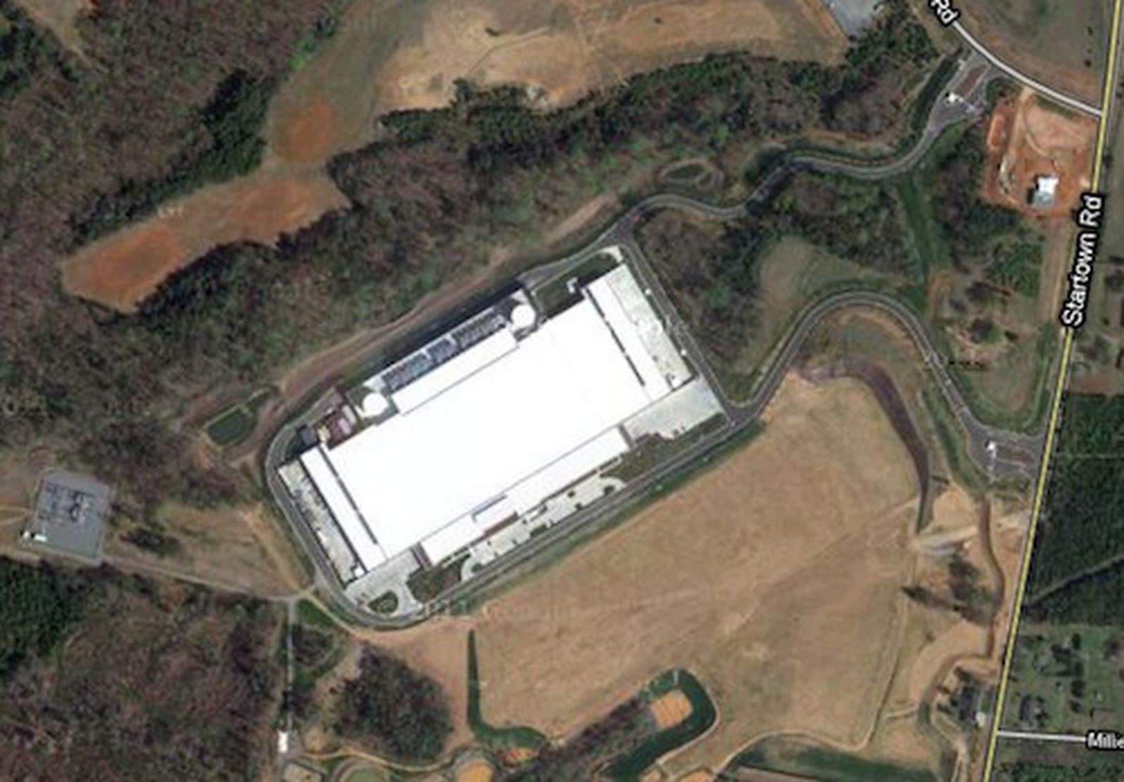 Apple's North Carolina Data Center Appears on Google Satellite Imagery ...