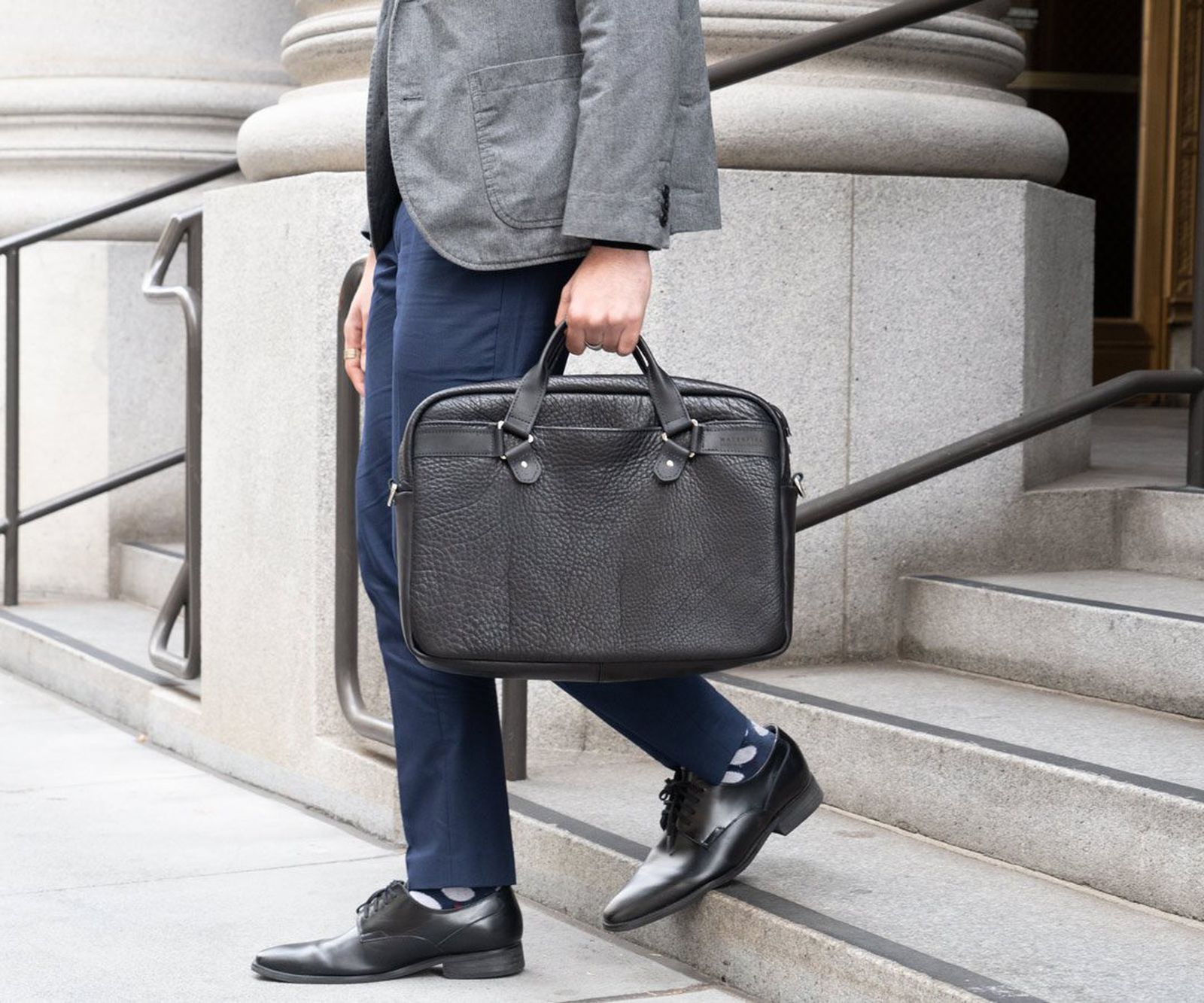 MacRumors Giveaway: Win an Executive Leather Laptop Briefcase from ...