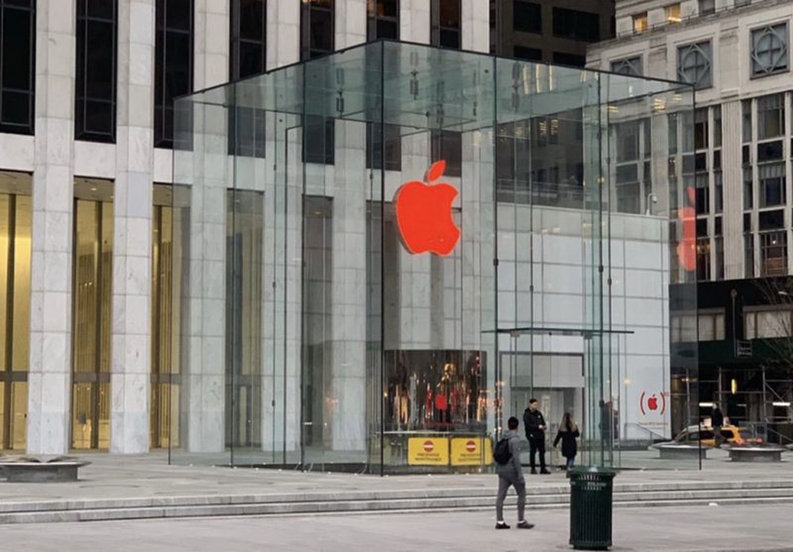Apple Retail Stores Around the World Now Featuring Red Logos for World ...