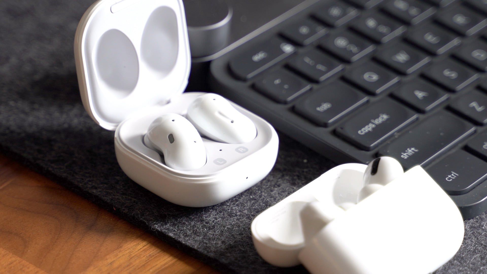 Samsung's Galaxy Buds Live vs. Apple's AirPods Pro - MacRumors