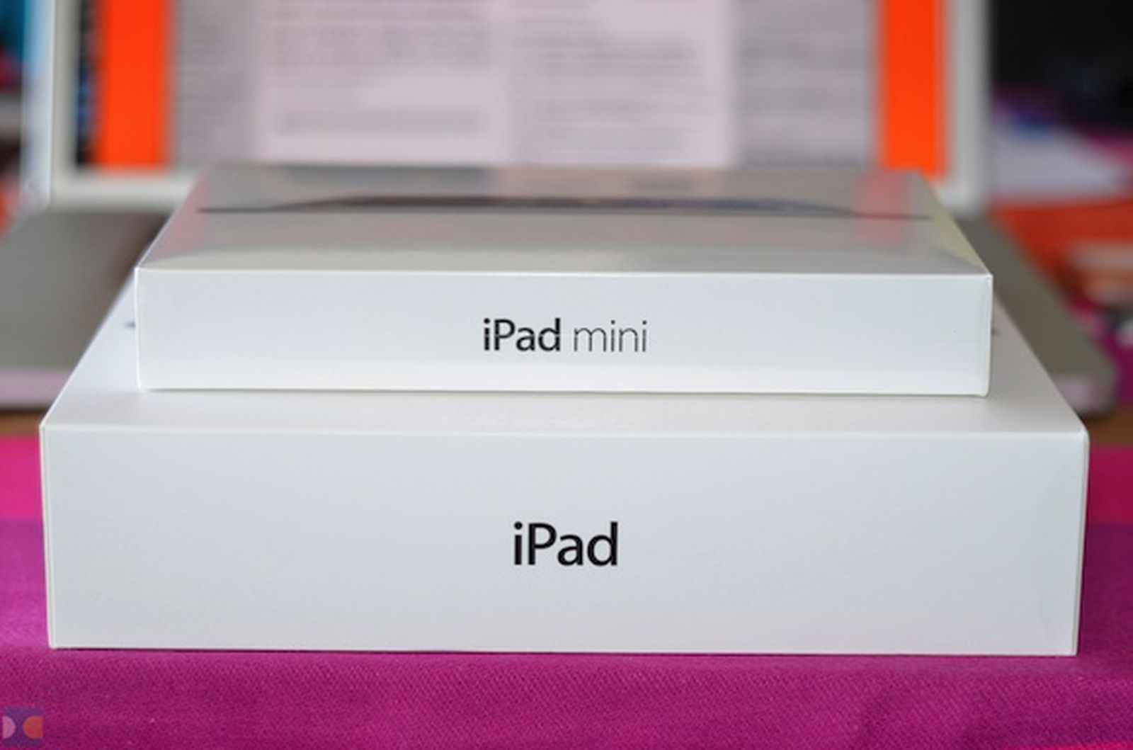 Unboxing Photos from Early iPad Mini Delivery Surface in France - MacRumors