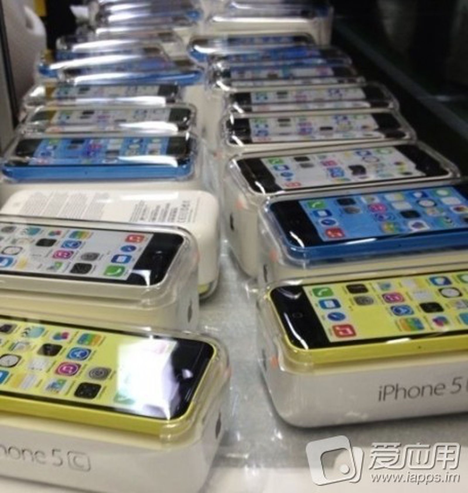 Packaged iPhone 5C Surfaces Again in Multiple Colors, Video Shows ...