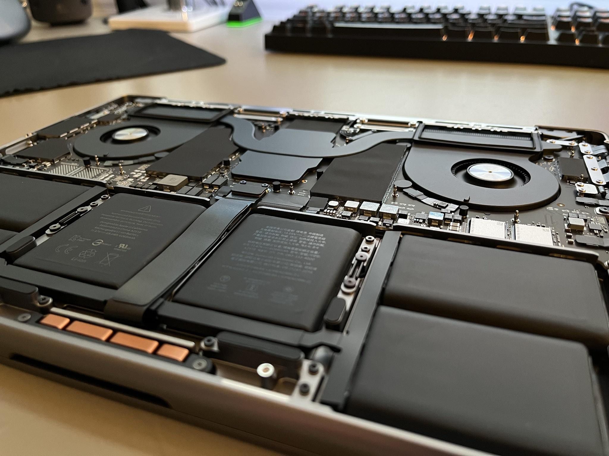 Quick Teardowns Offer First Look Inside 14 and 16-Inch MacBook Pro ...