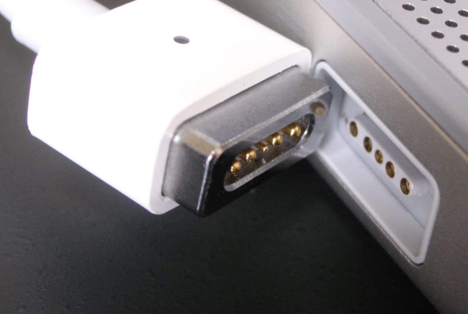 MagSafe is Coming Back to the Mac: A Look Back at Apple's Original ...