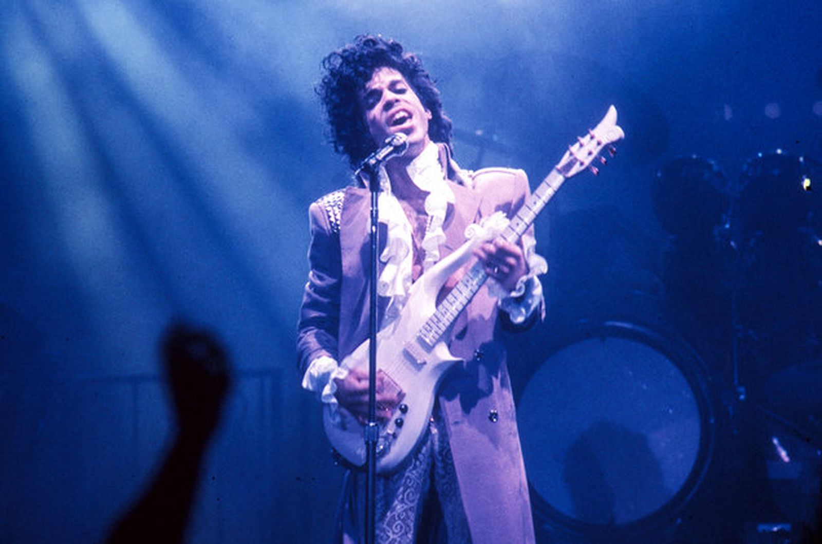 Apple Music May Become Exclusive Home to Prince's Unreleased 1983 ...