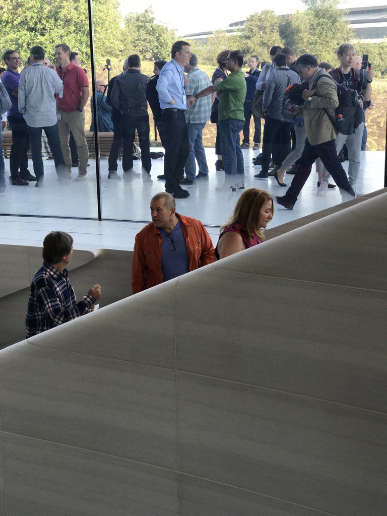 Live Coverage of Apple's iPhone X Event at Steve Jobs Theater - MacRumors