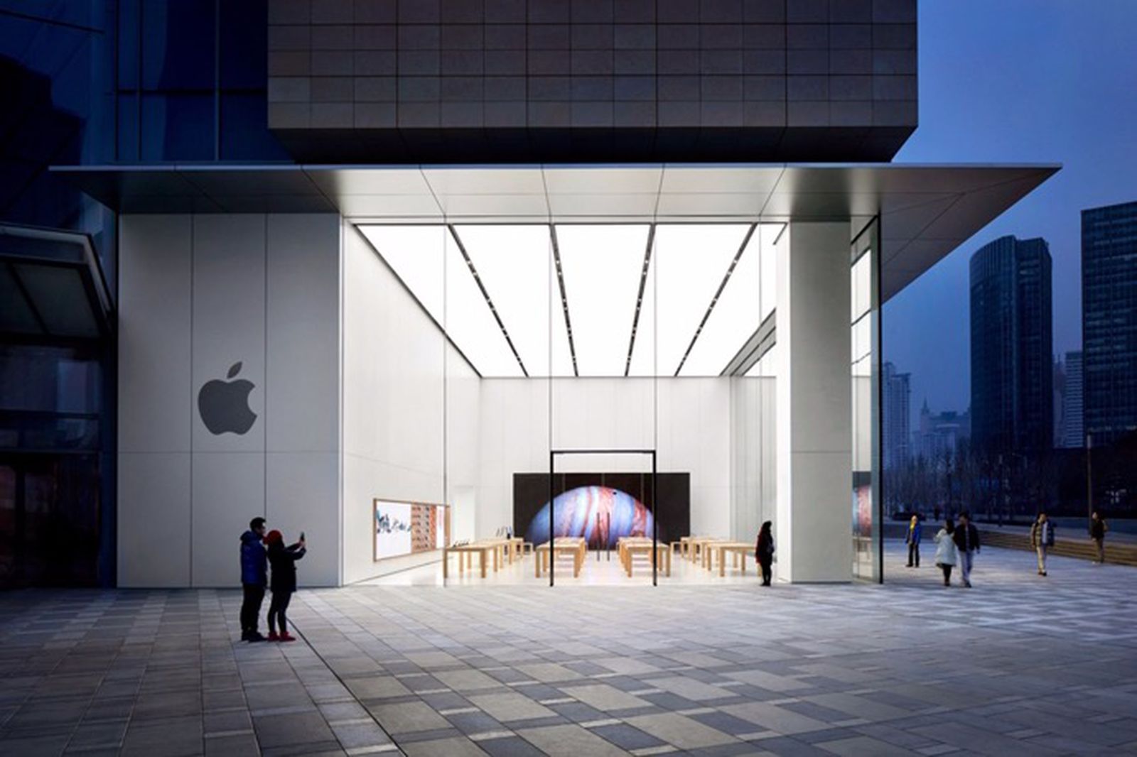10 More Apple Stores Reopen Across China, Other Stores Outside of ...